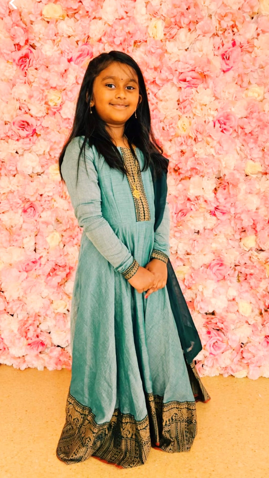 Deepoo Designers: Online Shopping for Anarkalis, Kurtis, Lehangas