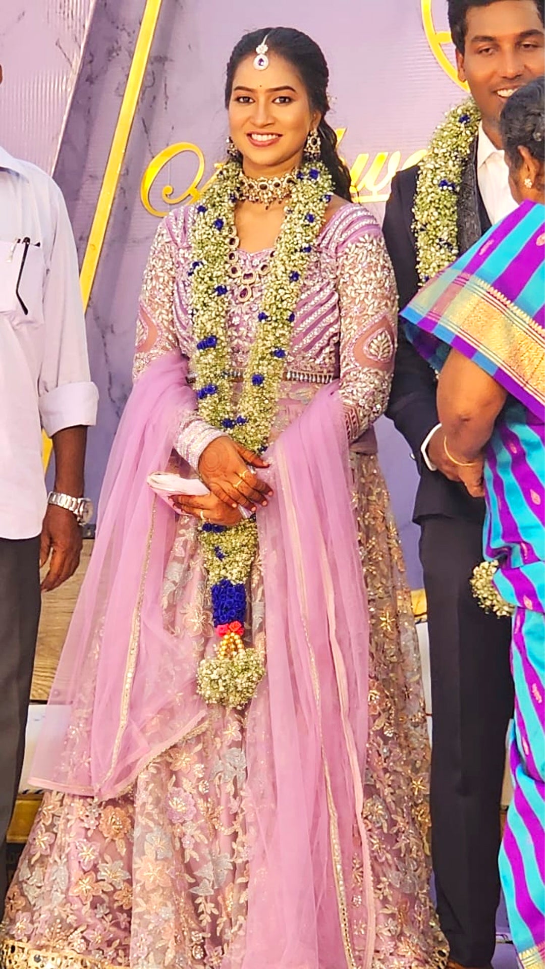 Deepoo Designers: Online Shopping for Anarkalis, Kurtis, Lehangas