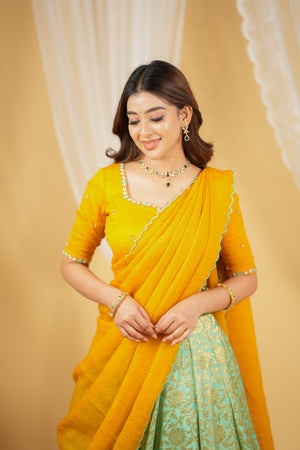 DD694 - Mahathi Premium Designer Lehanga