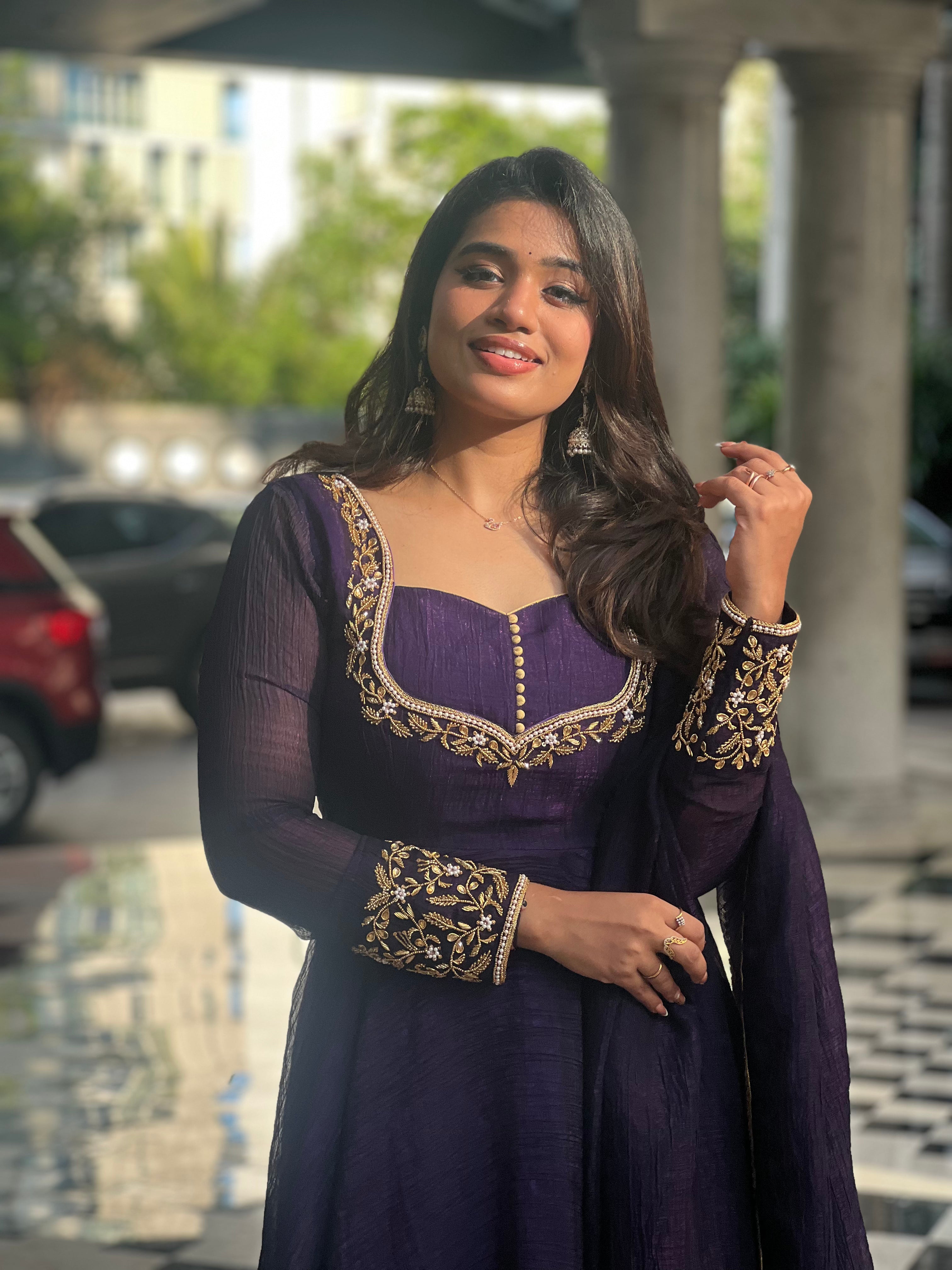 Deepoo Designers: Online Shopping for Anarkalis, Kurtis, Lehangas